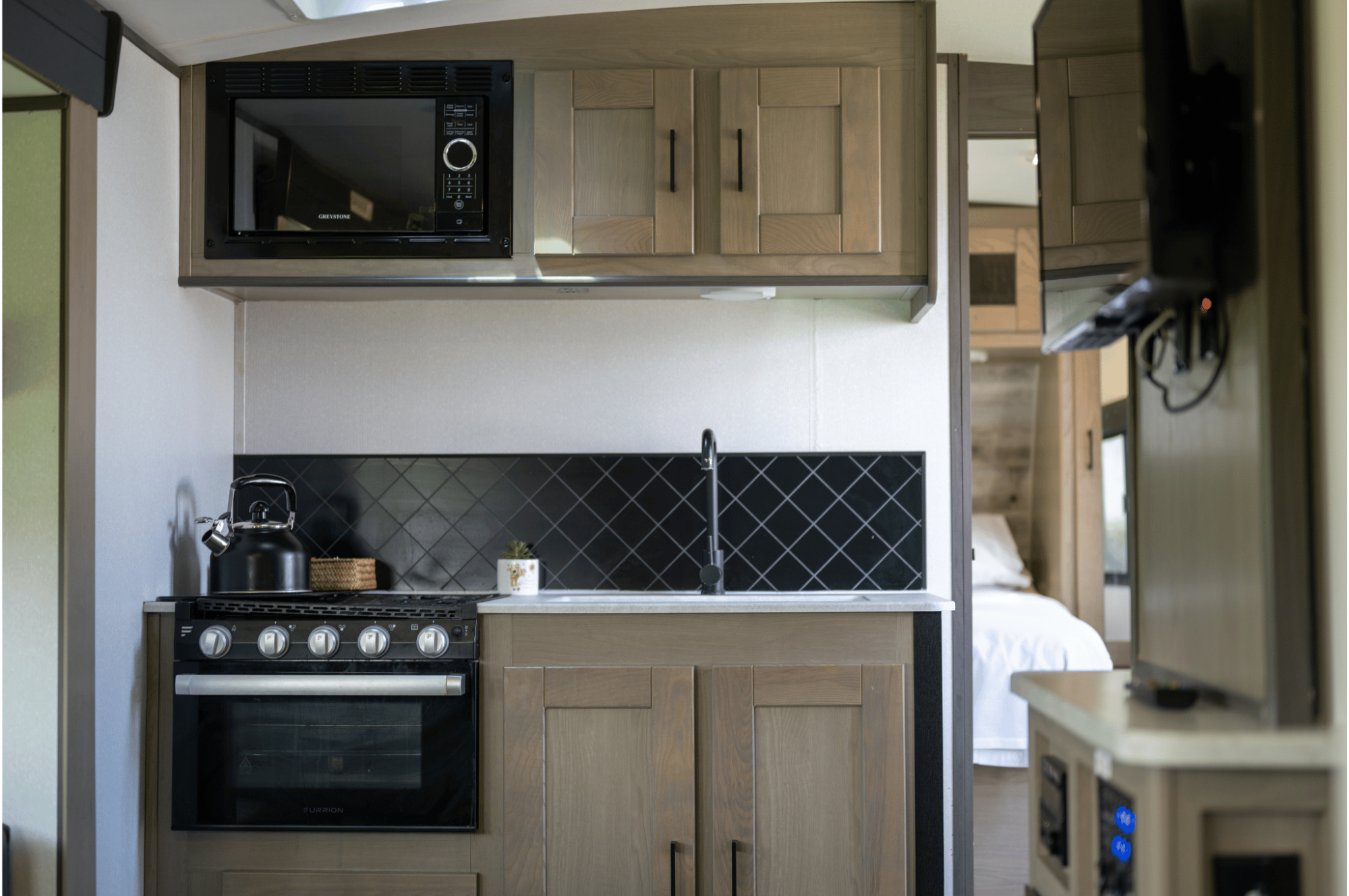 RV Trailers | Lady Heyes Holiday Park